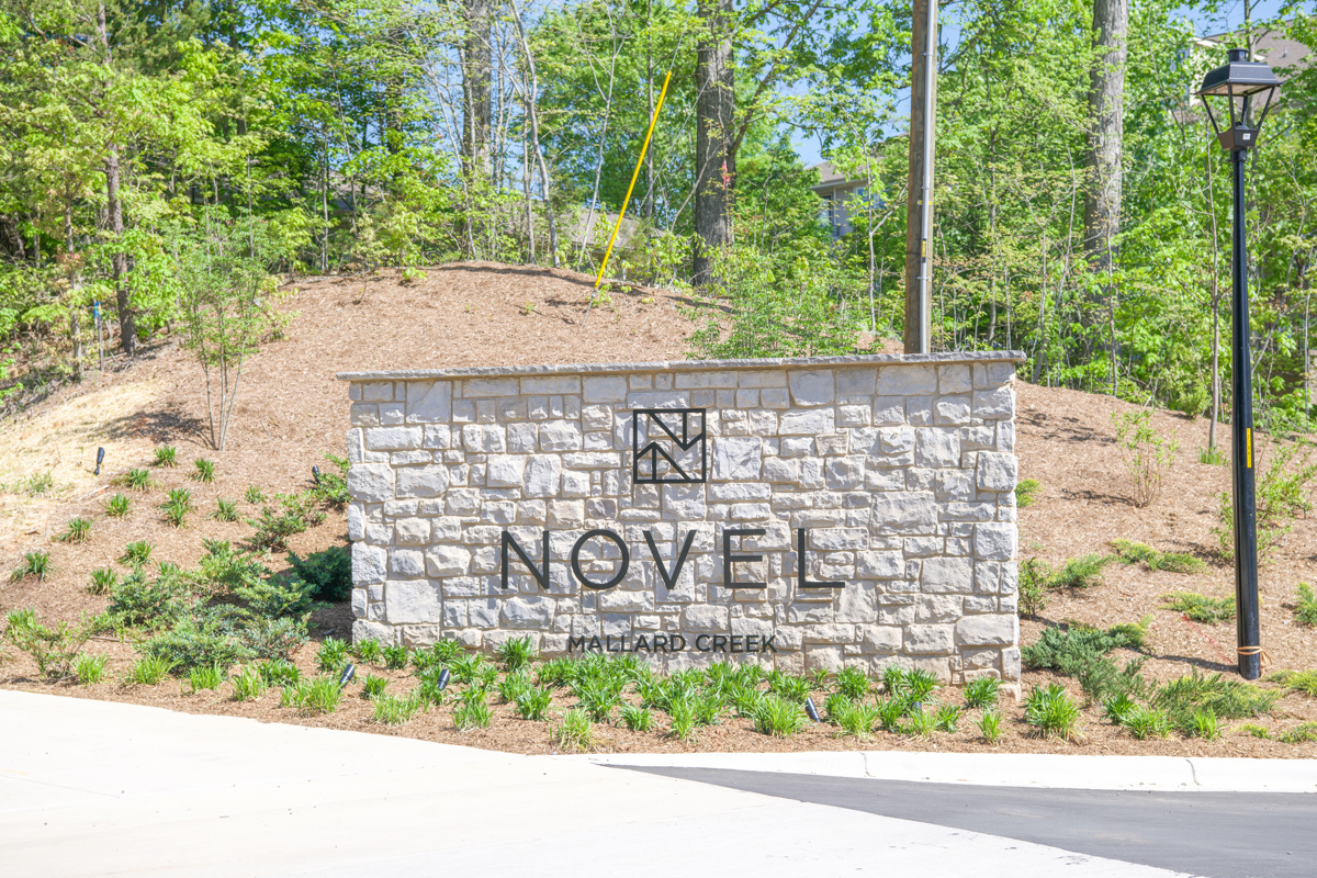 Apartment Photo Gallery | NOVEL Mallard Creek